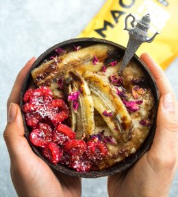 Maca Oatmeal with Caramelised Banana – Vivo Life